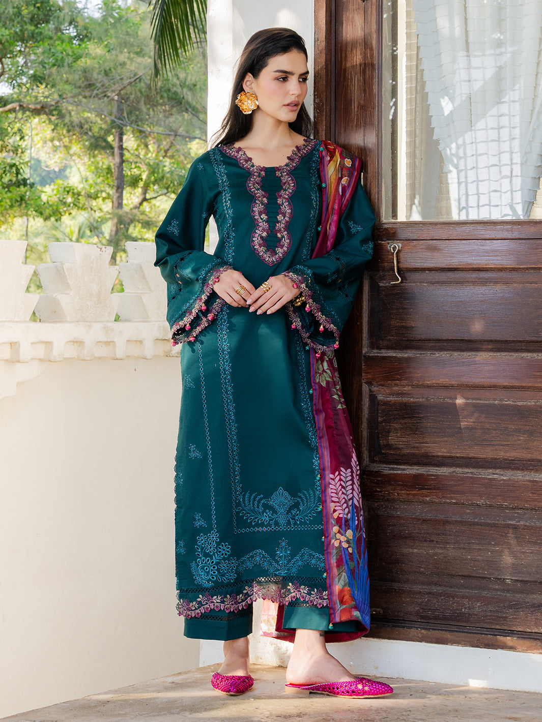 Nashmia – Izel Apparel