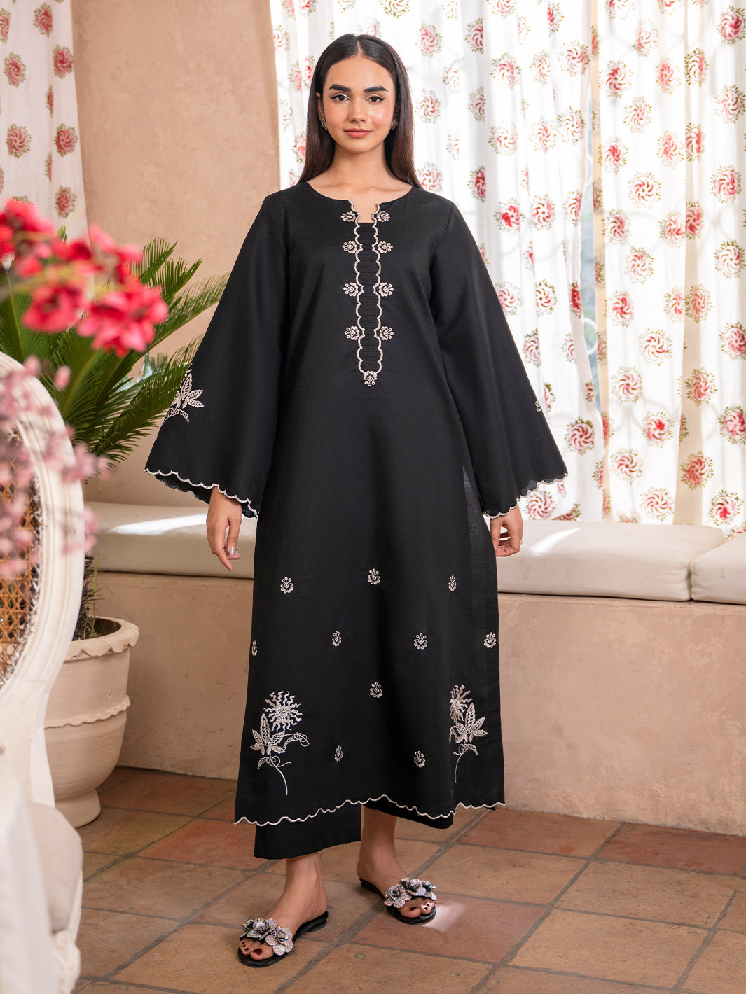 THISTLE – Izel Apparel